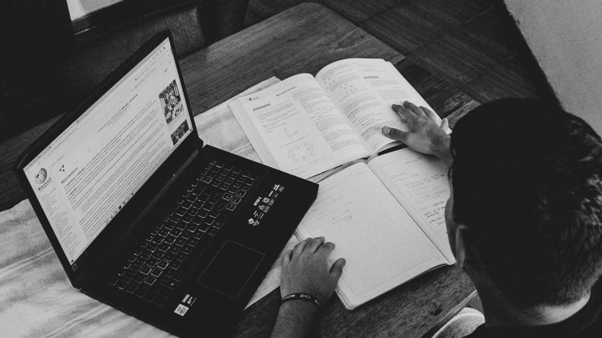 Bible Study: 8 Steps In Studying A Passage In the Bible